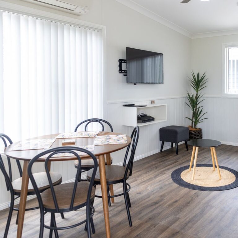 Cabins - Coonamble Riverside Holiday Park